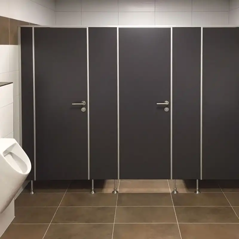 Design 30 WC cubicles
